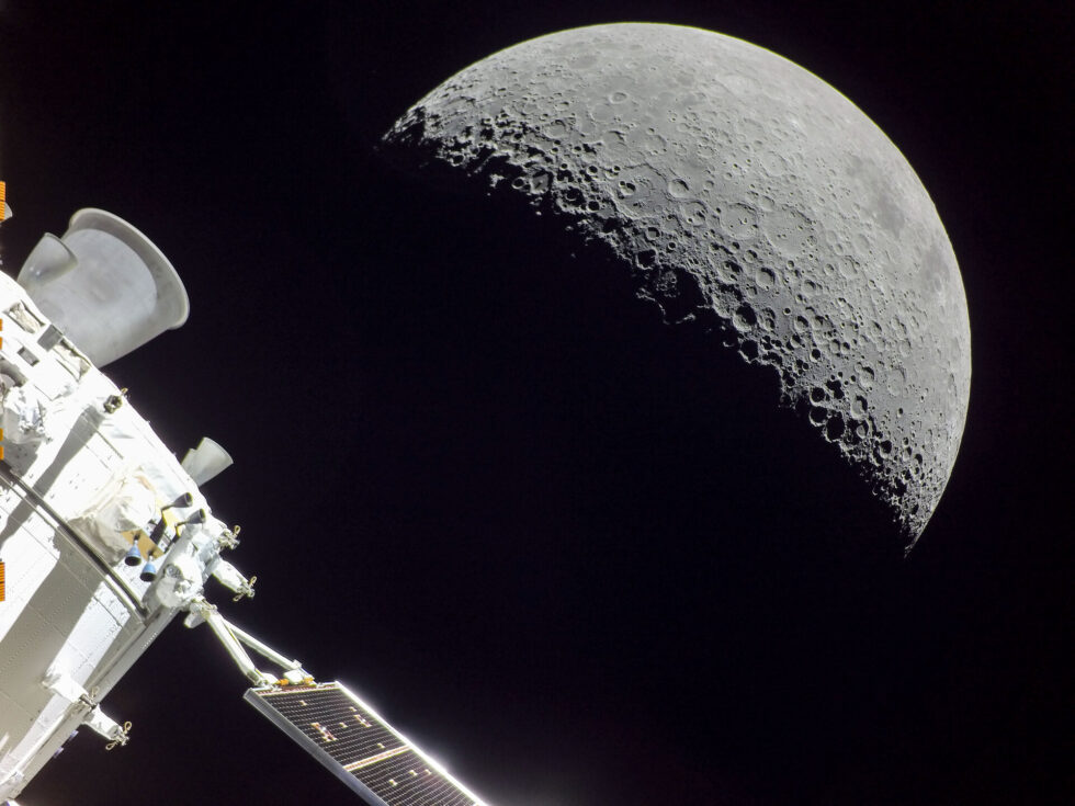 Artemis III: Humans Return to the Moon After 50 Years - MERA